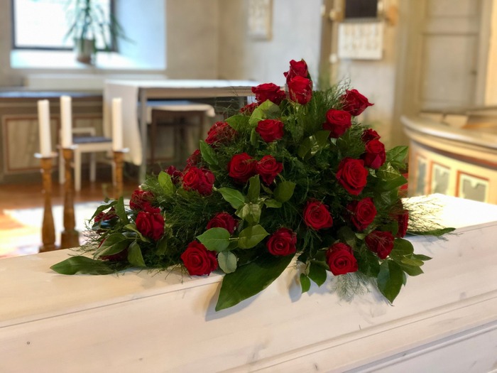 Begravning :: www.evelinasblommor.se